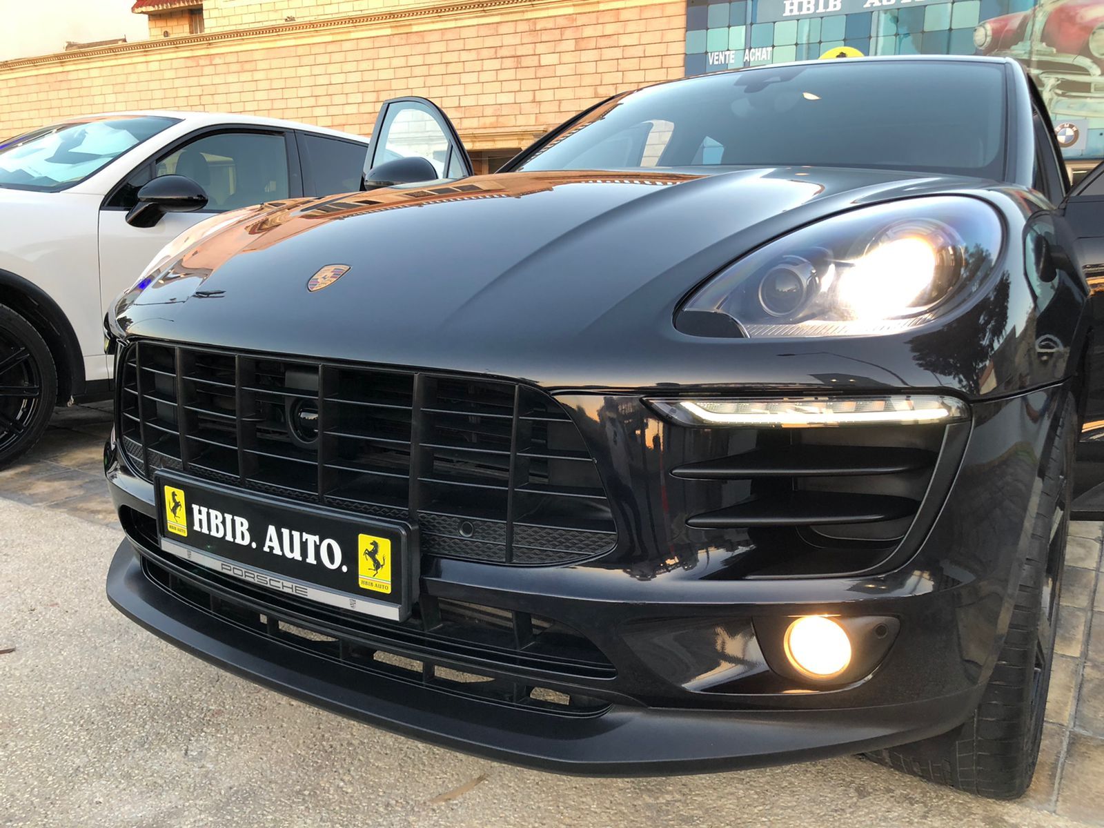 Annonce vente Porsche Macan Black édition à Tunis