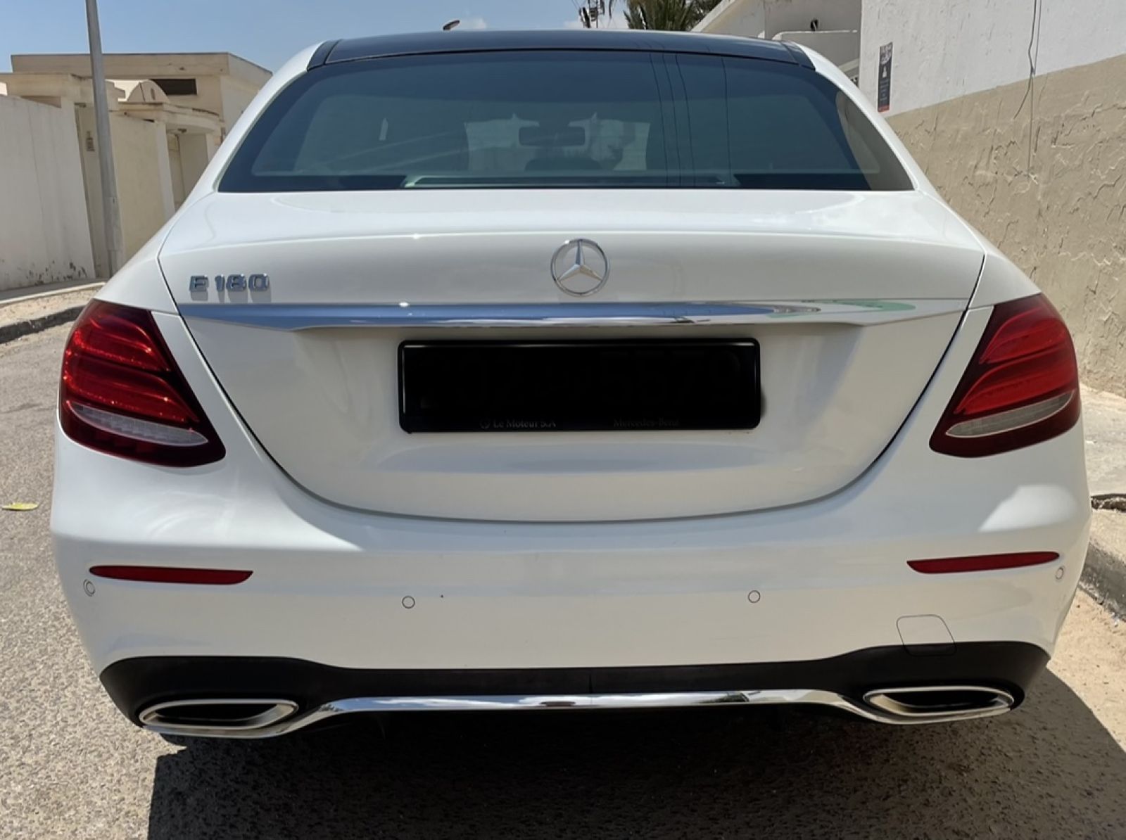Annonce vente Mercedes-Benz Classe E 180 Kit AMG à Sfax