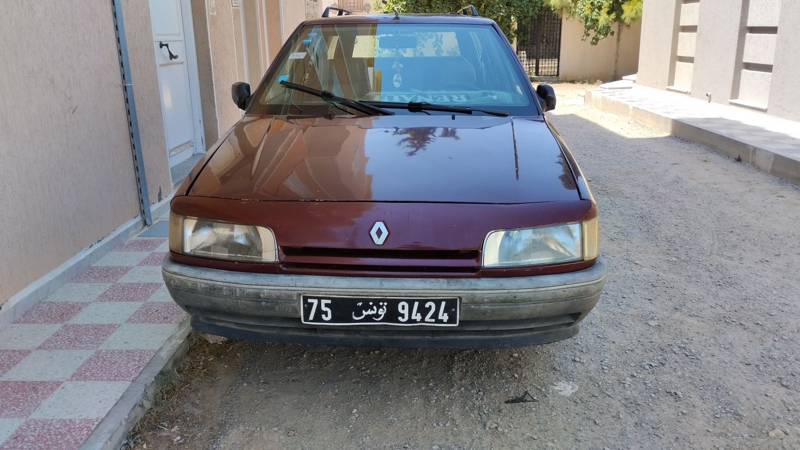 Annonce vente Renault R 21 à Monastir