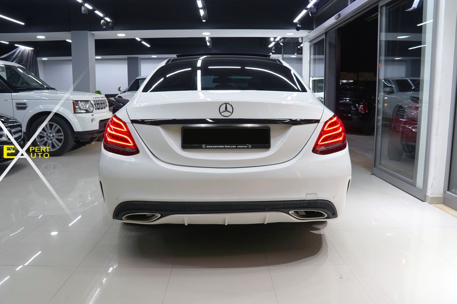 Annonce vente Mercedes-Benz Classe C C180 Kit Amg à Ariana