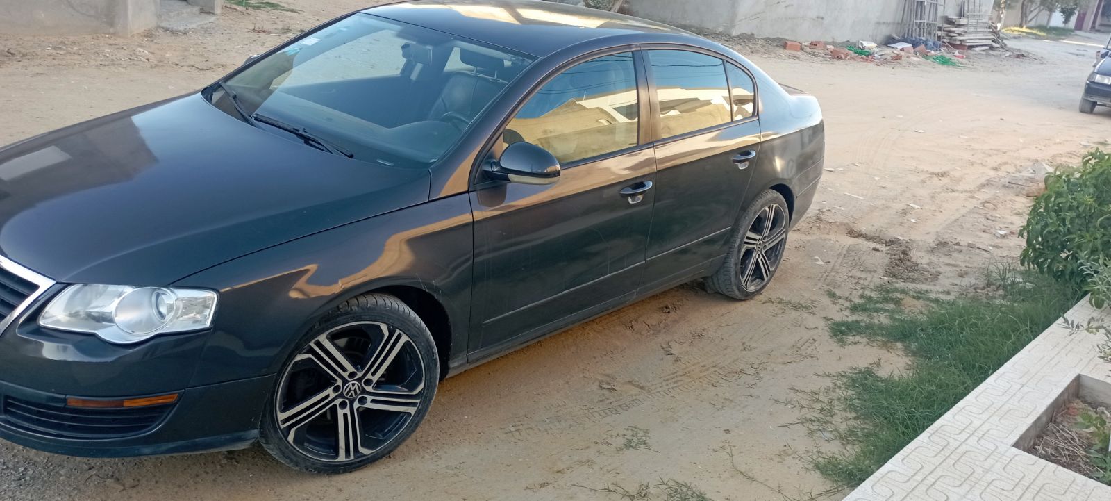 Annonce vente Volkswagen Passat Blue motion à Ariana