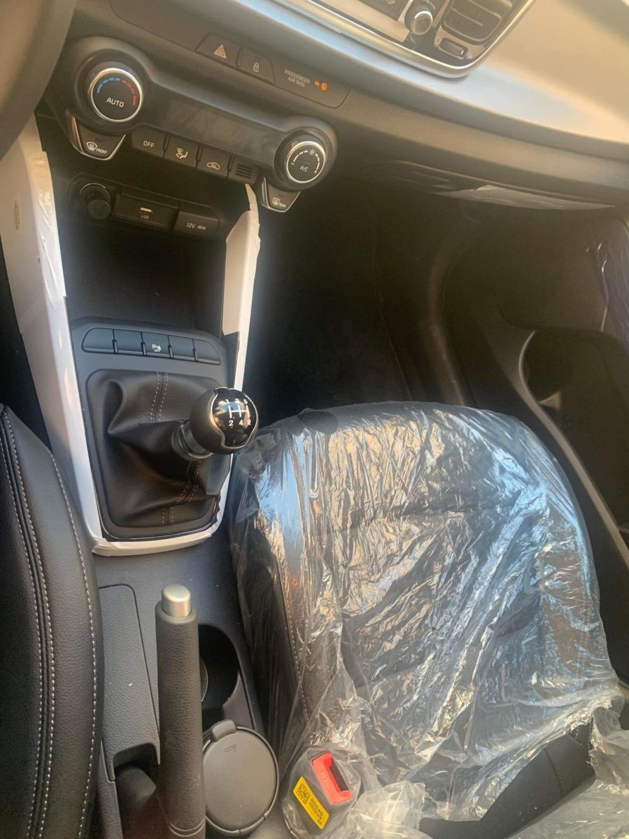 Annonce vente KIA Rio 5p Prestige à Ben Arous