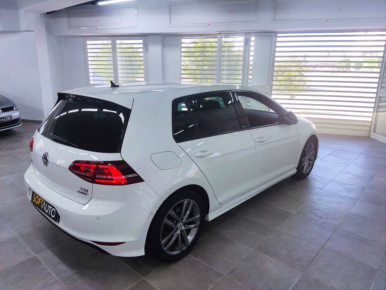 Annonce vente Volkswagen Golf 7 R Line 1.4 TSI Bluemotion à Ariana
