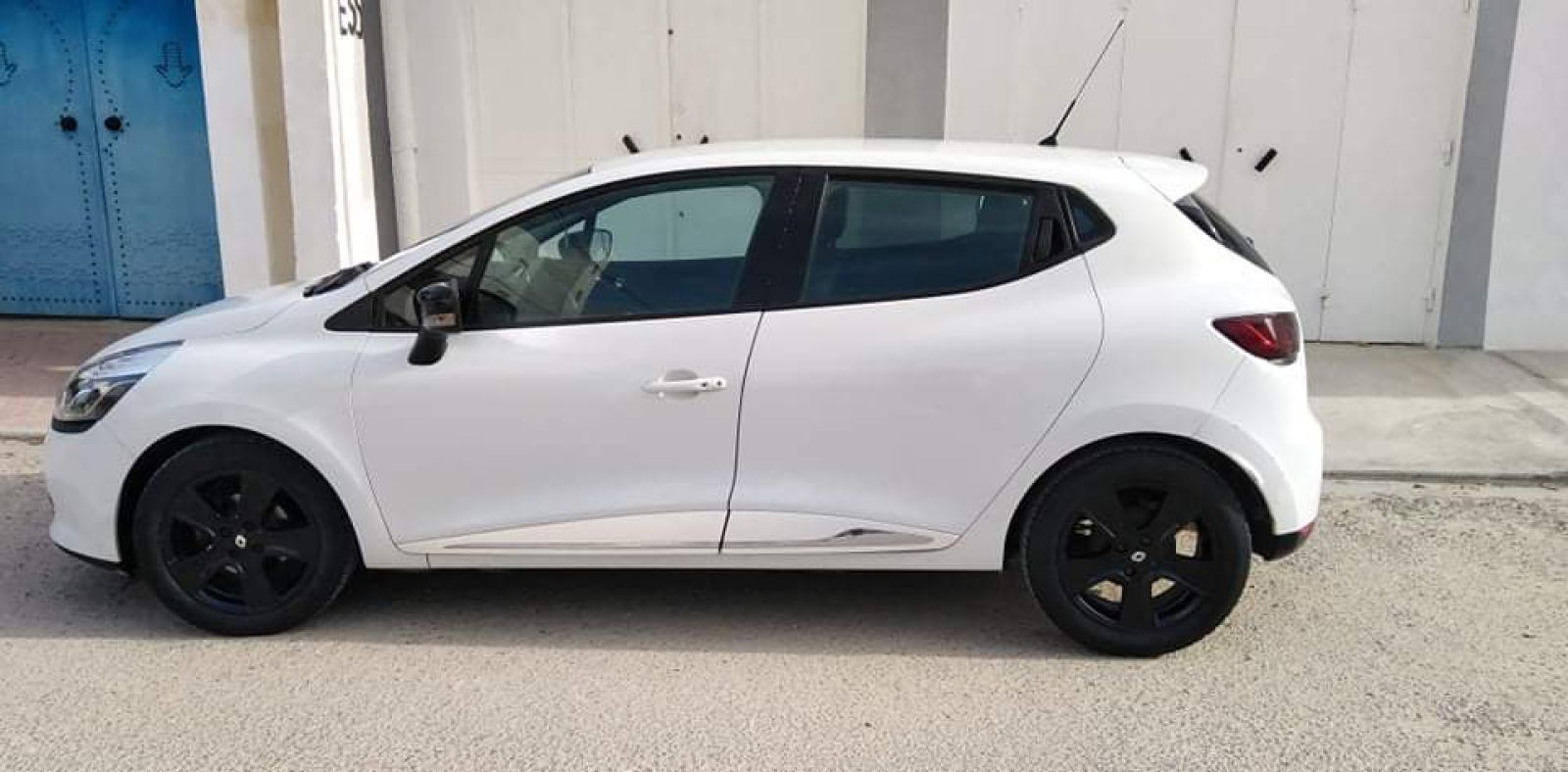 Annonce vente Renault Clio dynamique à Sousse