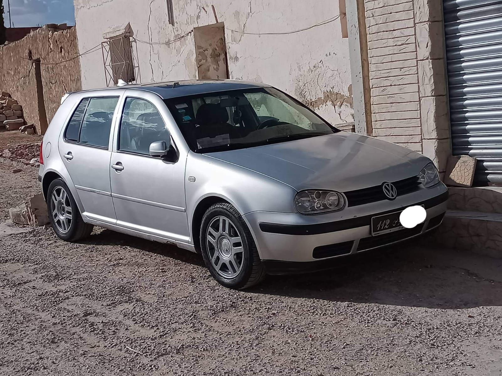 Annonce vente Volkswagen Golf 4 à Tunis