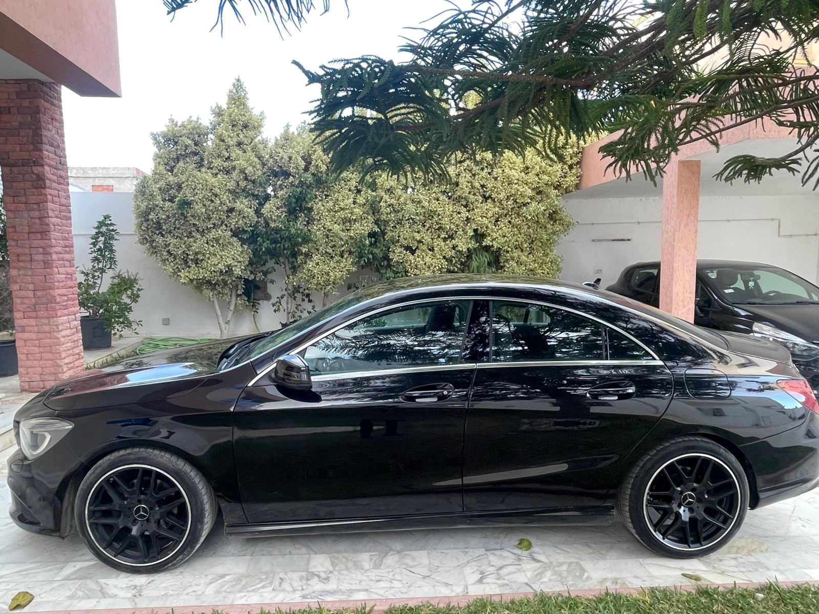Annonce vente Mercedes-Benz CLA 180 à Tunis