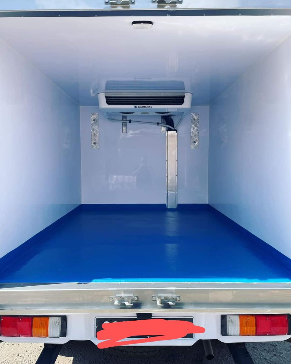 Annonce vente Isuzu D-Max Simple Cabine avec frigo et congélateur à Tunis