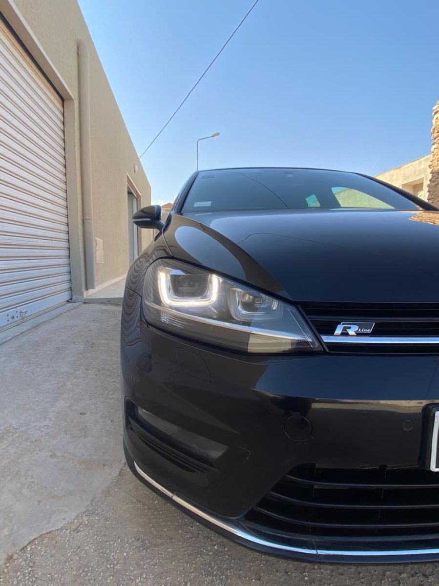 Annonce vente Volkswagen Golf 7 R LINE à Sfax