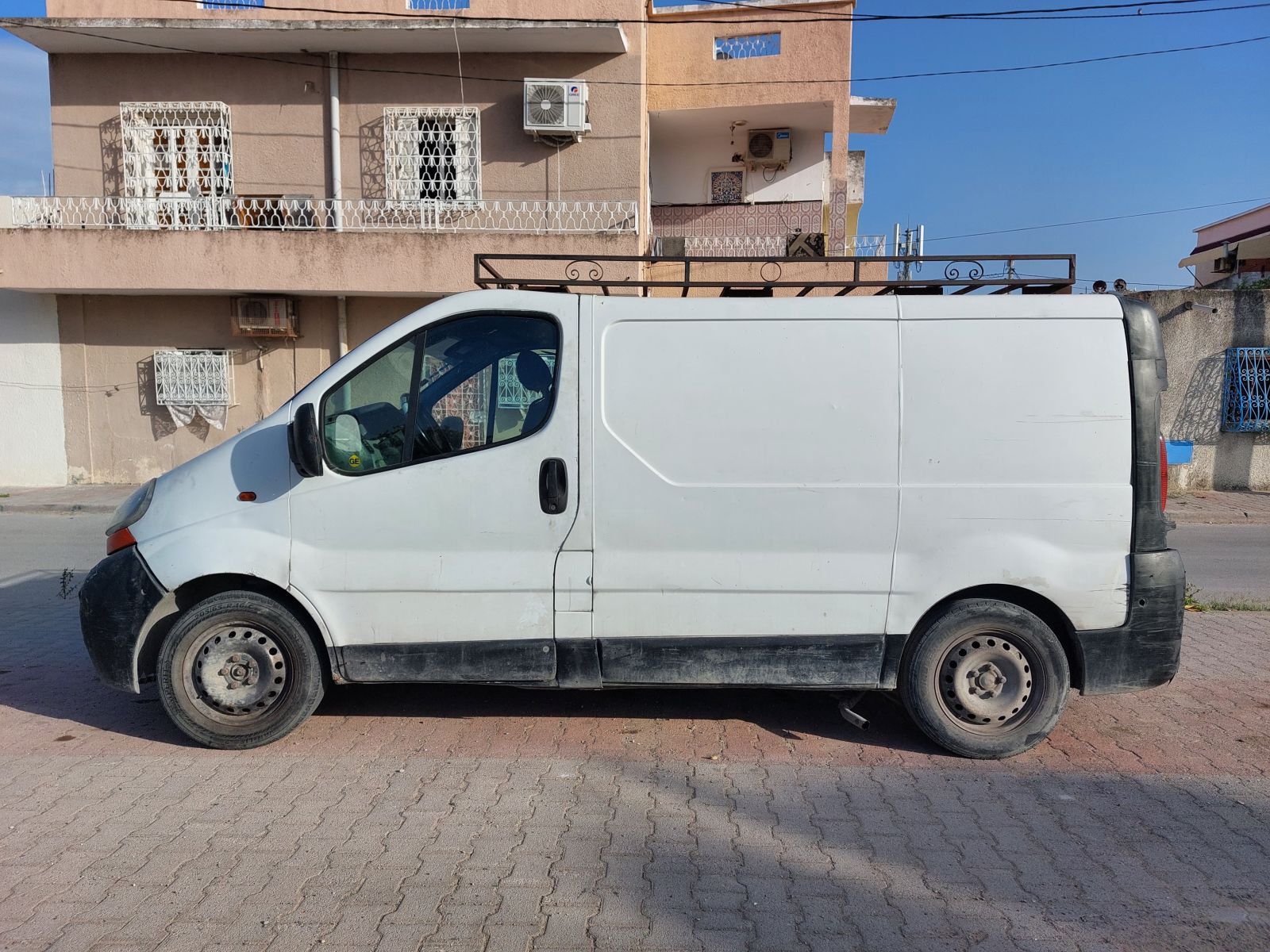 Annonce vente Renault Trafic à Tunis