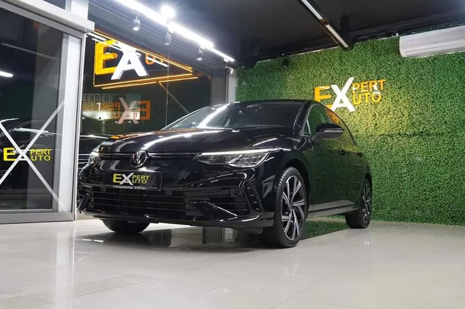 Annonce vente Volkswagen Golf 8 Kit 𝙍 line à Ariana