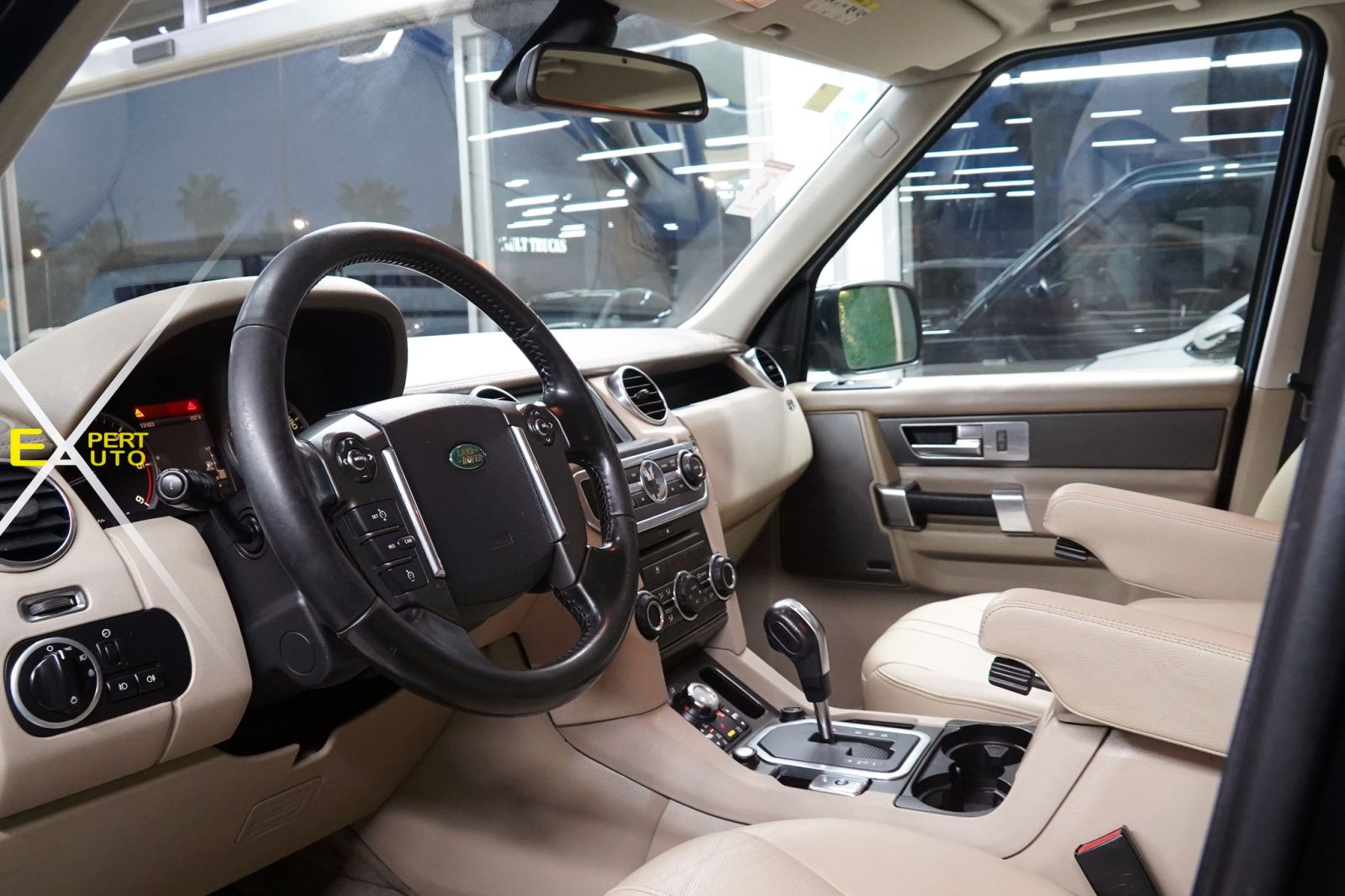 Annonce vente Land Rover Discovery HSE TDV6 à Ariana