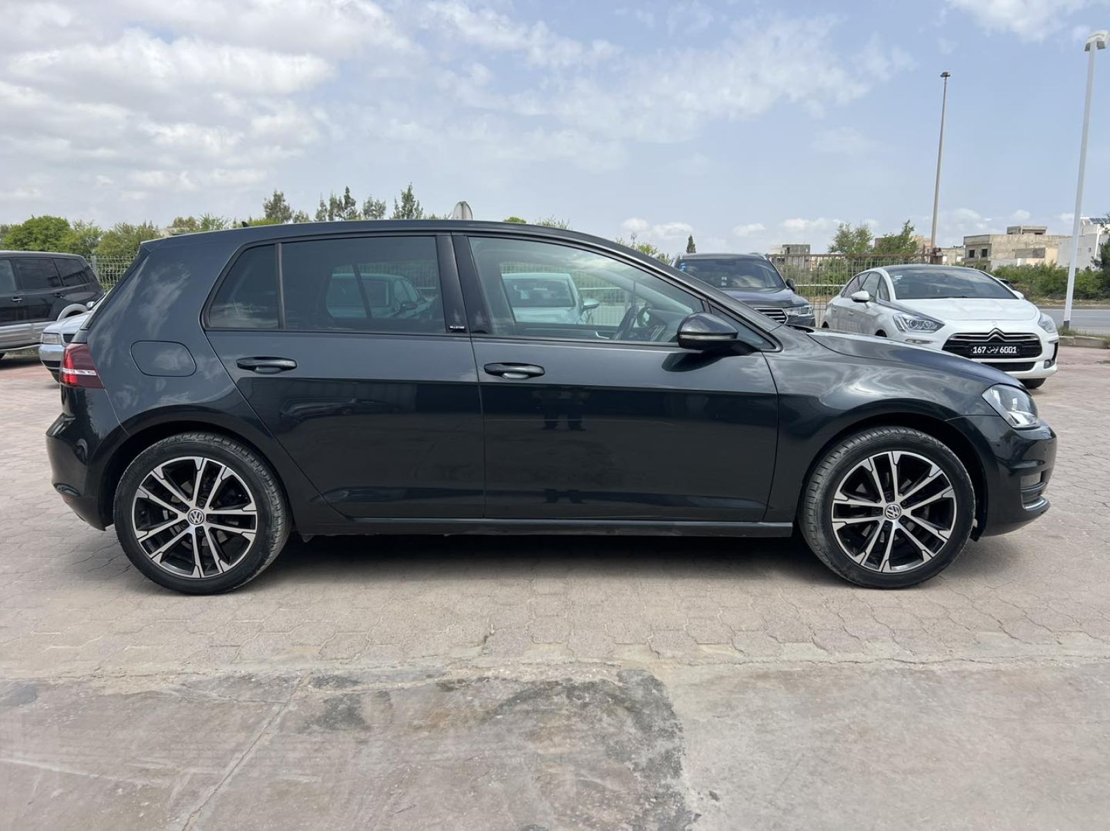 Annonce vente Volkswagen Golf 7 à Ben Arous