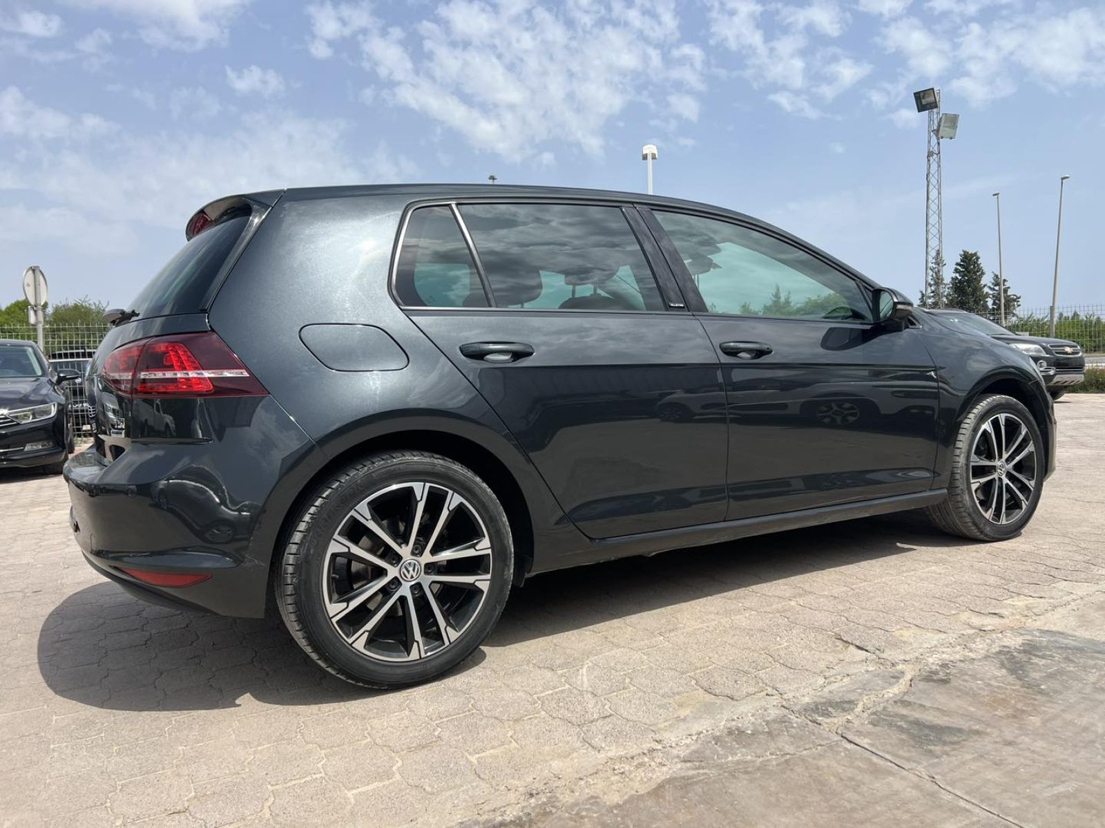 Annonce vente Volkswagen Golf 7 à Ben Arous
