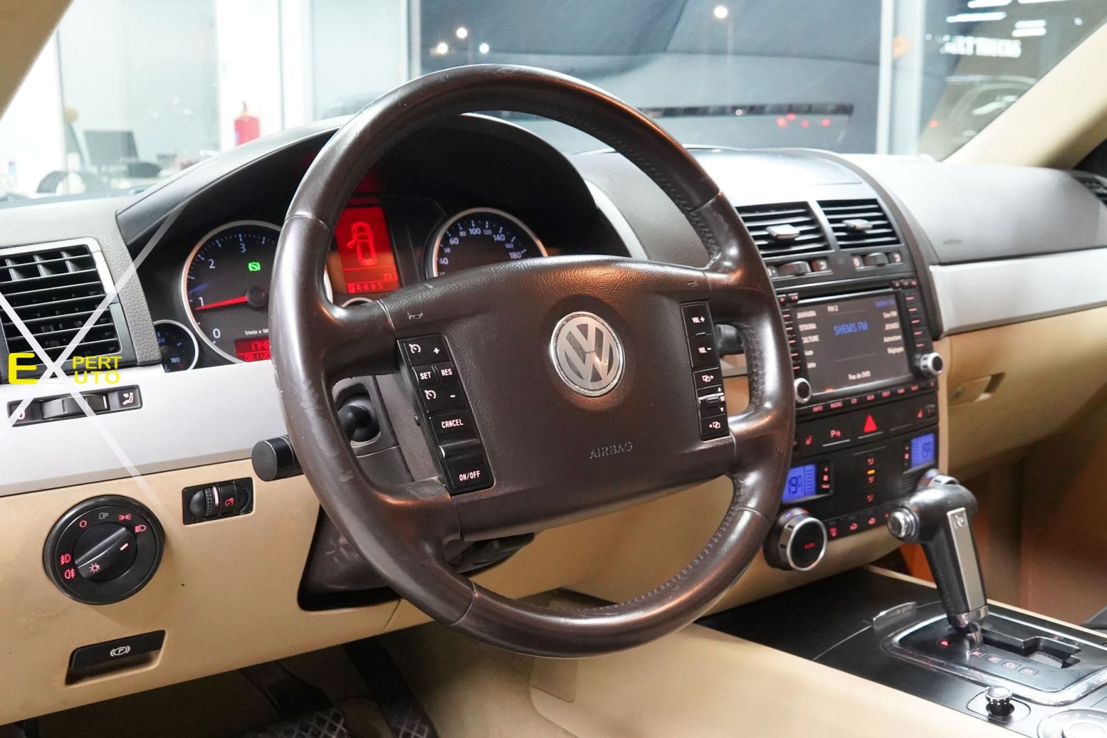 Annonce vente Volkswagen Touareg TOUTE OPTION à Ariana