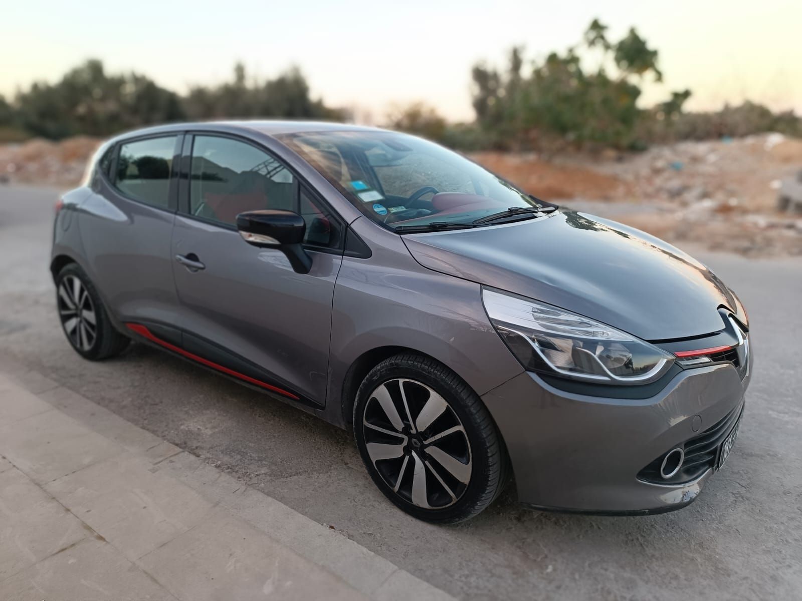 Annonce vente Renault Clio Dynamique à Sousse