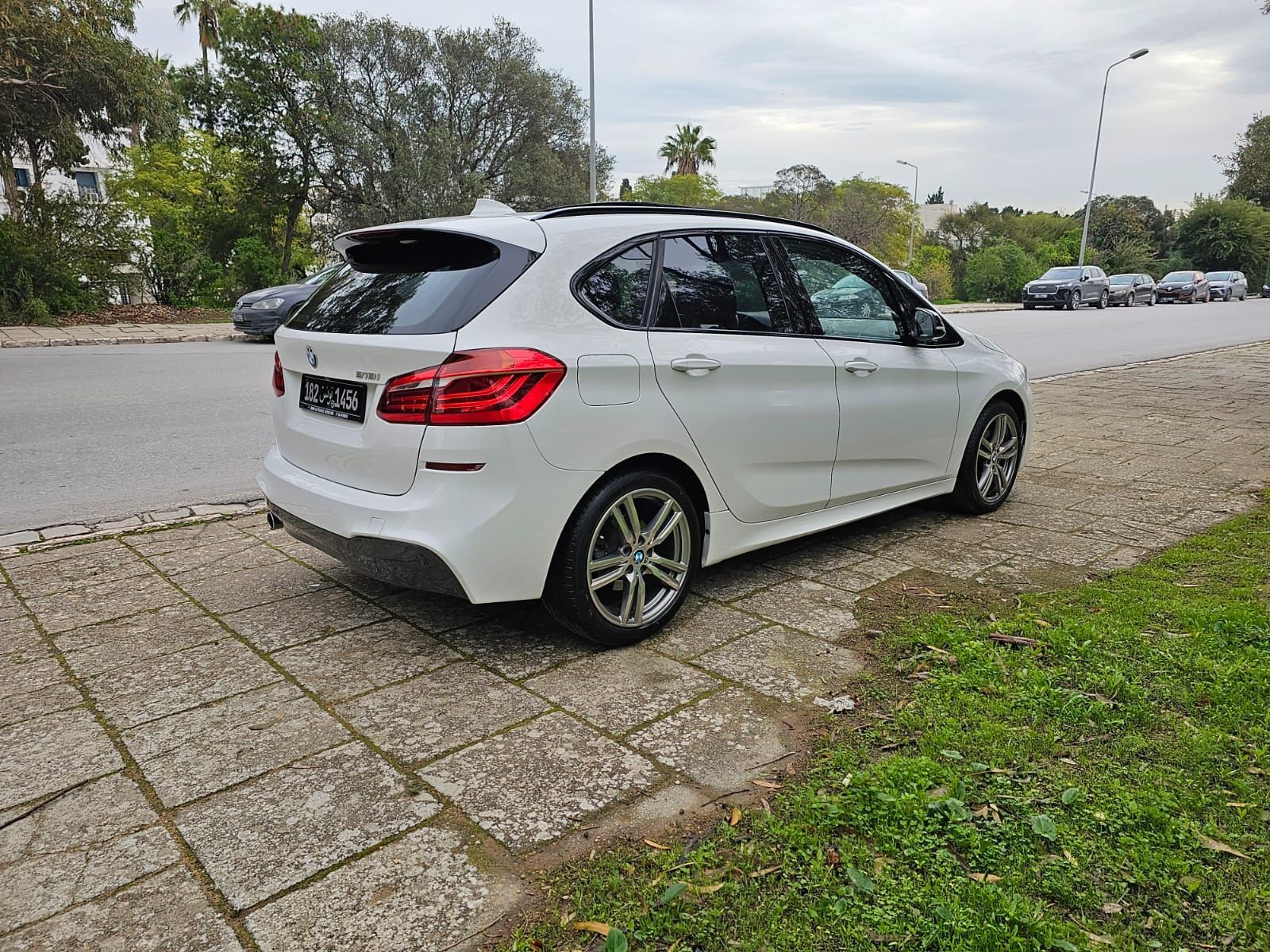 Annonce vente BMW Série 2 Active Tourer Pack M à La Manouba