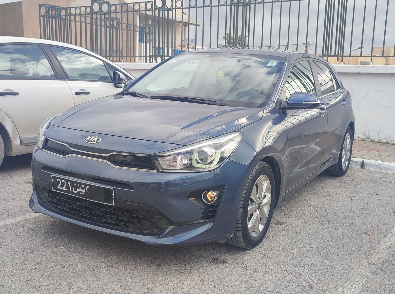 Annonce vente KIA Rio 5p Prestige à Ben Arous