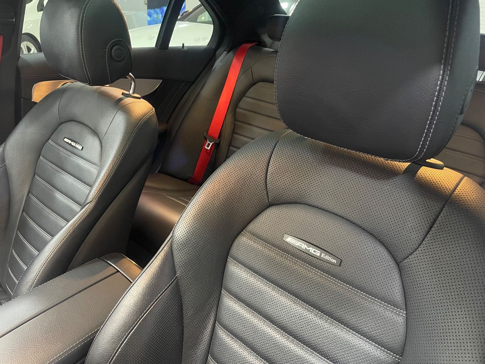 Annonce vente Mercedes-Benz Classe C kit AMG à Sfax